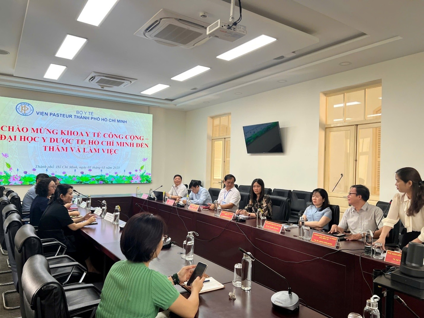 KHOA Y TẾ CÔNG CỘNG – ĐẠI HỌC Y DƯỢC THÀNH PHỐ HỒ CHÍ MINH ĐẾN THĂM VÀ LÀM VIỆC TẠI VIỆN | Viện ...